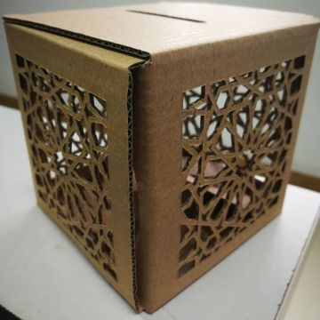 Quality box sample cutting machine, oscillating knife cut and creasing machine, digital for sale