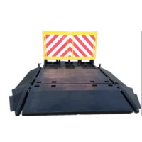 Quality Stainless Steel Detachable Highway Crash Attenuator for sale