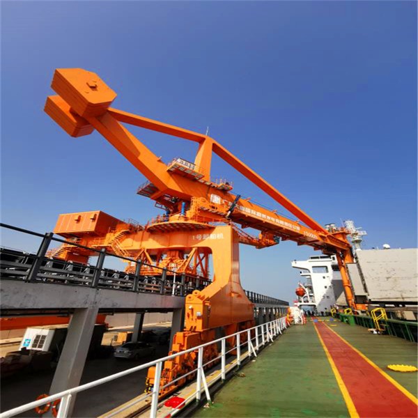 Quality 5000 Tph Heavy Duty Rail Mounted Screw Type Ship Unloader for sale
