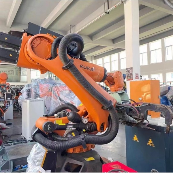 Quality KR20 R1810 Used Kuka Robot With KRC4 Controller And Teach Pendent for sale