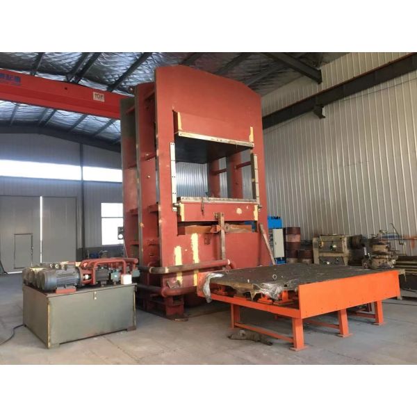 Quality Full Automatic Rubber Vulcanizing Press Machine with 45 Steel Heating Plates and for sale