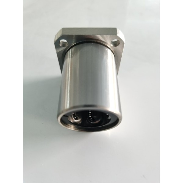 Quality Retainer Type Flanged Linear Motion Ball Bearings with Metal Cage for sale