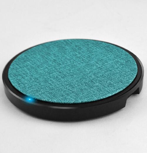 Quality PU Fabric Texture 12V 2A Qi Wireless Charging Pad 15W Quick Charge for sale