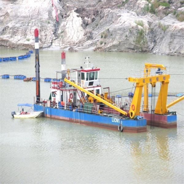 Quality Customized QHCSD-268 Heavy Duty Cutter Suction Dredger with Hydraulic Head Teeth for sale