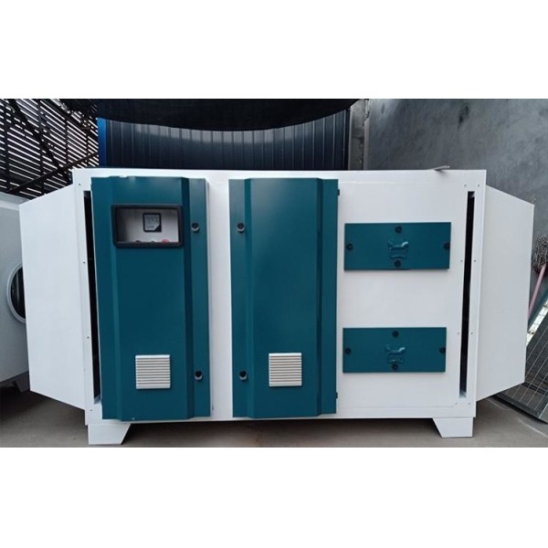 Quality Catalytic Converter UV Photocatalytic Deodorization Equipment with No Secondary Pollution Operates at Room Temperature UV 254 NM for sale