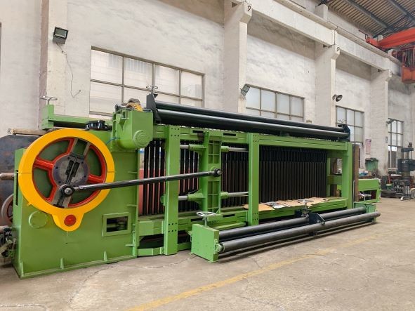 Quality Customized 2000mm Width 15kw Hexagonal Mesh Machine Galvanized Double Twist for sale
