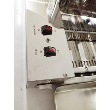 Quality Electric 1800pcs/h 4 Rows Automatic Mini Doughnut Machine for sale