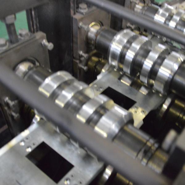 Quality Customized C Shape U Stud And Track Roll Forming Machine Galvanized steel frame for sale