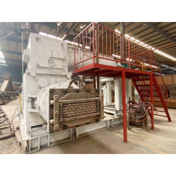 Quality Full Automatic Customized EV45 and EV50 Model Vacuum Extruding Clay Brick Making Machine for sale