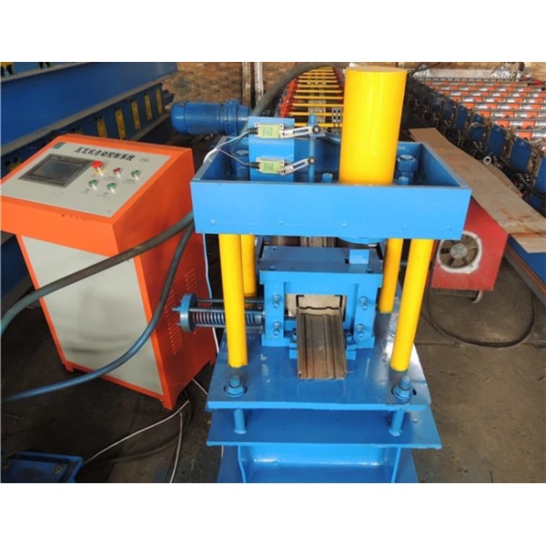 Quality Low Noise Galvanized Box Beam Rack Roll Forming Machine For Storage System for sale