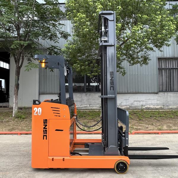Quality SNSC 2000kg Electric Reach Truck AC Motor With Triplex 7.5m Mast for sale