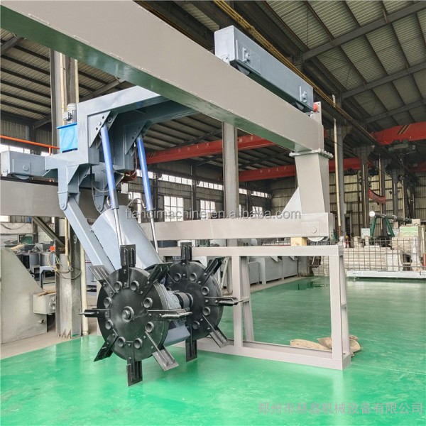 Quality Wheel Type Compost Turner Fermentation Composting Machine For Organic Waste for sale