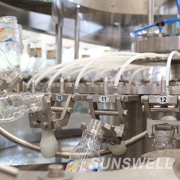 Quality Stable Performance Small Juice Filling Machine 15000BPH Square Bottle 5000 KG for sale