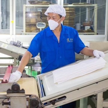 Quality Dowhon Fluoroelastomer A201C FKM Rubber Precompound For Gaskets O Rings Low for sale