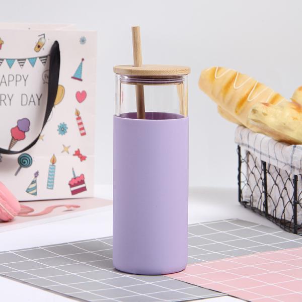 Quality Clear Color Portable Sturdy Silicone Covered Glass Water Bottle Glass Drinking for sale