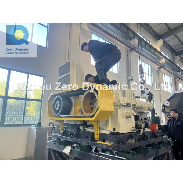 Quality 20 Ton Wind Turbine Rotor Balancing Machine , Hydro Generator Rotor Dynamic for sale