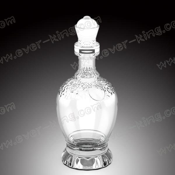 Quality Heavy Base Luxury 1500g 1 Liter Glass Liquor Bottles for sale
