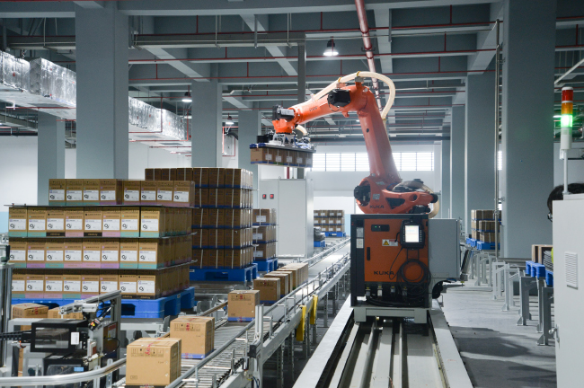 Double Deep pallet Stacker Crane for ASRS, Floor Supported SRM(Storage Retrieval Machine), Automatic Storage And Retrieval System,Room Temperature Warehouse and Cold Storage