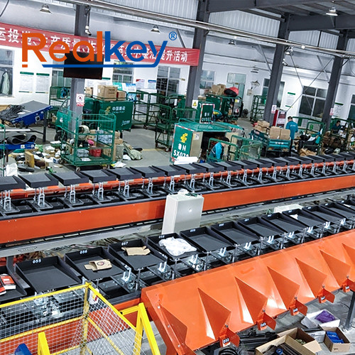 Quality Simple Maintenance Tilt Tray Sorters Rapid Deployment Scalability High Accuracy for sale
