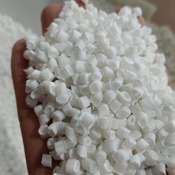 Quality Thermoplastic PET Plastic Granules Plastic Resin Good Chemical And Weather Resistance for sale