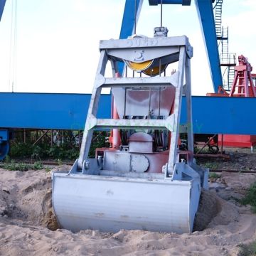 Quality 2 Rope Remote Control Small Clamshell Bucket for sale