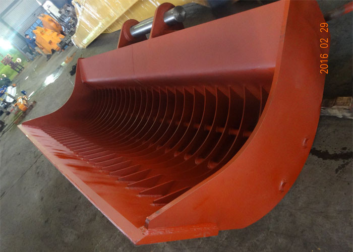 Quality Heavy Duty Dredging Sea Excavator Sieve Bucket Capacity 3.7 Cum for sale