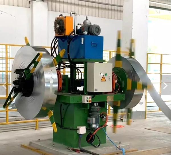 Quality 1.5-45 Tons Steel Coil Automatic Hydraulic Decoiler Uncoiler Machine With Coil for sale