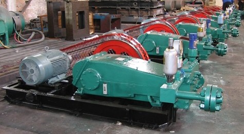 Quality Three Cylinder Reciprocating Plunger Pump Flow Rate 1 - 2.2m³/H Pressure 16 - 25Mpa for sale