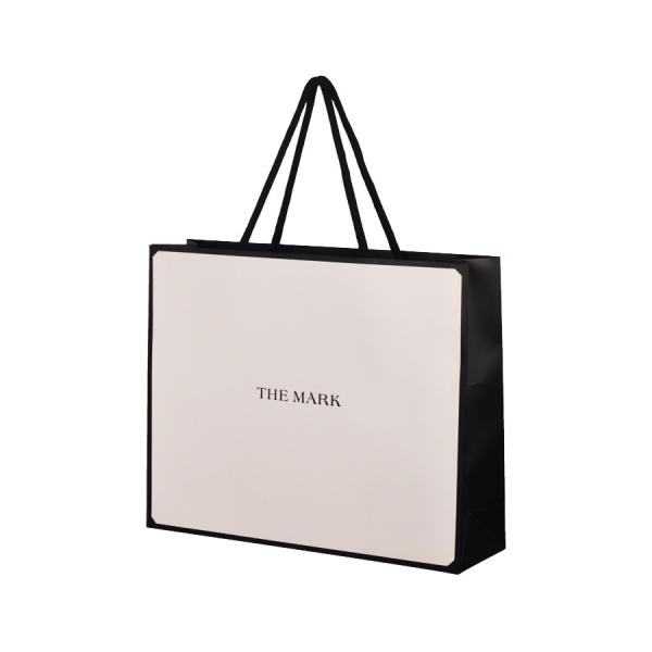Quality Reusable Paper Packaging Bags 190gsm Artpaper SBS Paper Material for sale