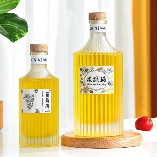 Quality Decal Surface Handling 500ml Frosted Clear Glass Bottle for Alcohol and Juice for sale