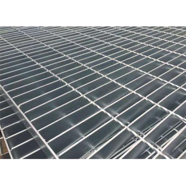Quality Industrial Low Carbon Steel Walkway Grating Rain Drainage Open Easy Clean for sale