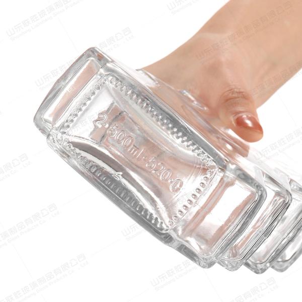 Quality Custom Size Accepted Clear Triangle Shape Glass Crystal Whisky Bottle Packaging for sale