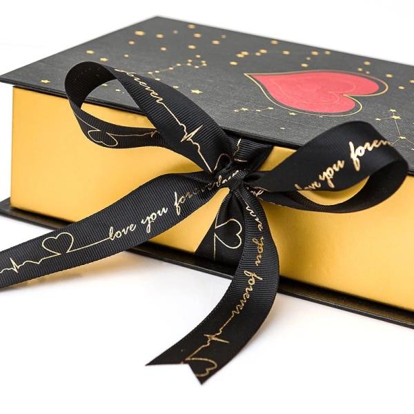 Quality 157g Art Paper Book Cardboard Boxes Pantone Color With Ribbon for sale