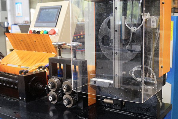 Quality Condenser High Speed Wire Straightening And Cutting Machine for sale