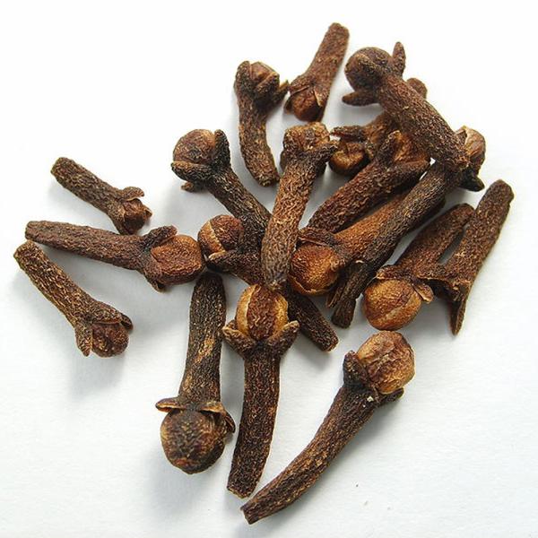 Quality New Crop Spices Dried Cloves For Foods Seasoning for sale