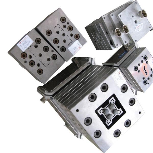 Quality Customized Size WPC PVC Pipe and Profiles Extrusion Die Mould with 3CR17 for sale