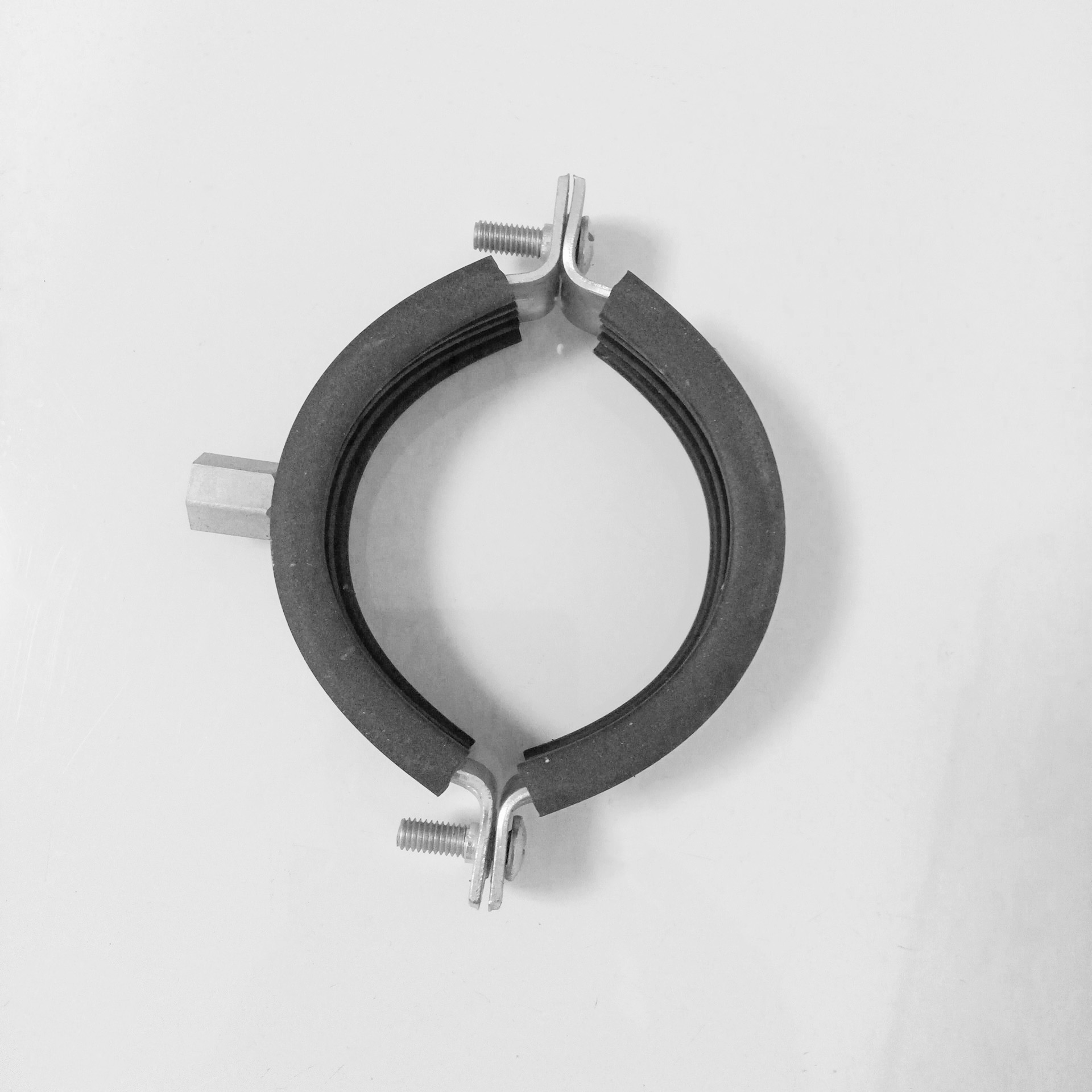 EMT Rigid Conduit Strong Strut Channel Pipe Clamp For Building Fire ...