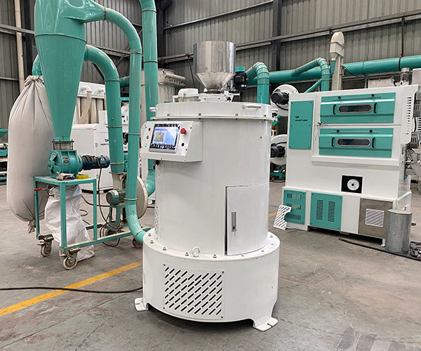 Quality Centrifugal Oat Maize Shelling Machine 50HZ Oat Peeling Machine for sale