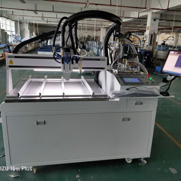 Quality Teach Pendant Touch Screen Automatic Spray Glue Machine for Solid Glue 50 KG for sale