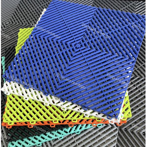 Quality 2500Lbs UV Resistant PP Garage Floor Tile With Ribbed Surface Finish for sale