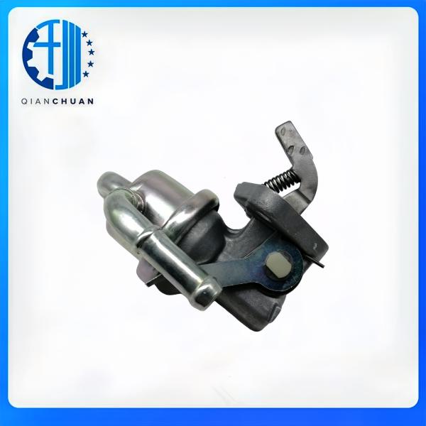 Quality Fuel Pump 17539-52030 Fits Kubota V2203 Engine Spare Part for sale