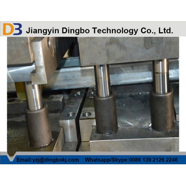 Quality Cee And Zee Interchangeable Purlin Roll Forming Machine Gcr15 Bearing Steel for sale