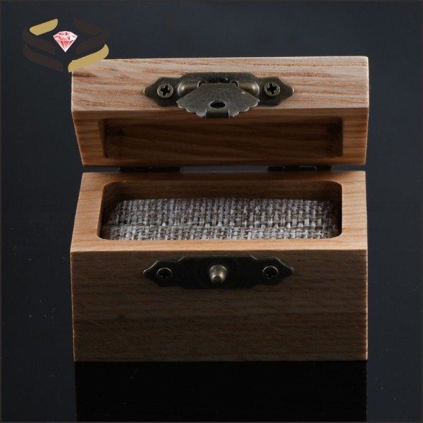Quality Whiskey Barrel Wood Ring Box Customizable 60*40*36mm OEM/ODM for sale