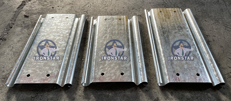 Roll forming machine 4