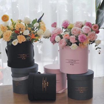 Quality Real Preserved Rose Rigid Paper Gift Box Round And Square Flower Box With Ribbon for sale