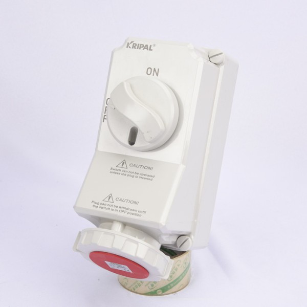 Quality 380V 4P IP67 Waterproof Interlocked Switch Socket IEC Standard for sale
