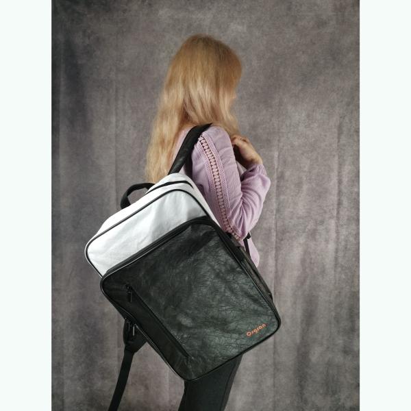 Quality Rectangle High Capacity Clothes Backpack Breathable Waterproof Bag Portable for sale