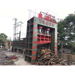 Quality Industrial 315Ton Gantry Shear With 1300mm Blade For Scrap Metal Recycling for sale