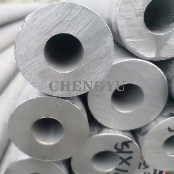 Quality Pickling Annealing Surface 1.4404 Stainless Steel Pipe TP316L SS Pipe Seamless for sale