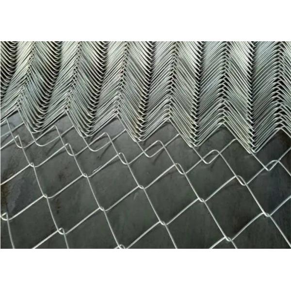 Quality Hot Dipped Galvanized Chain Link Fence Diamond Mesh Wire Fence For Farm for sale